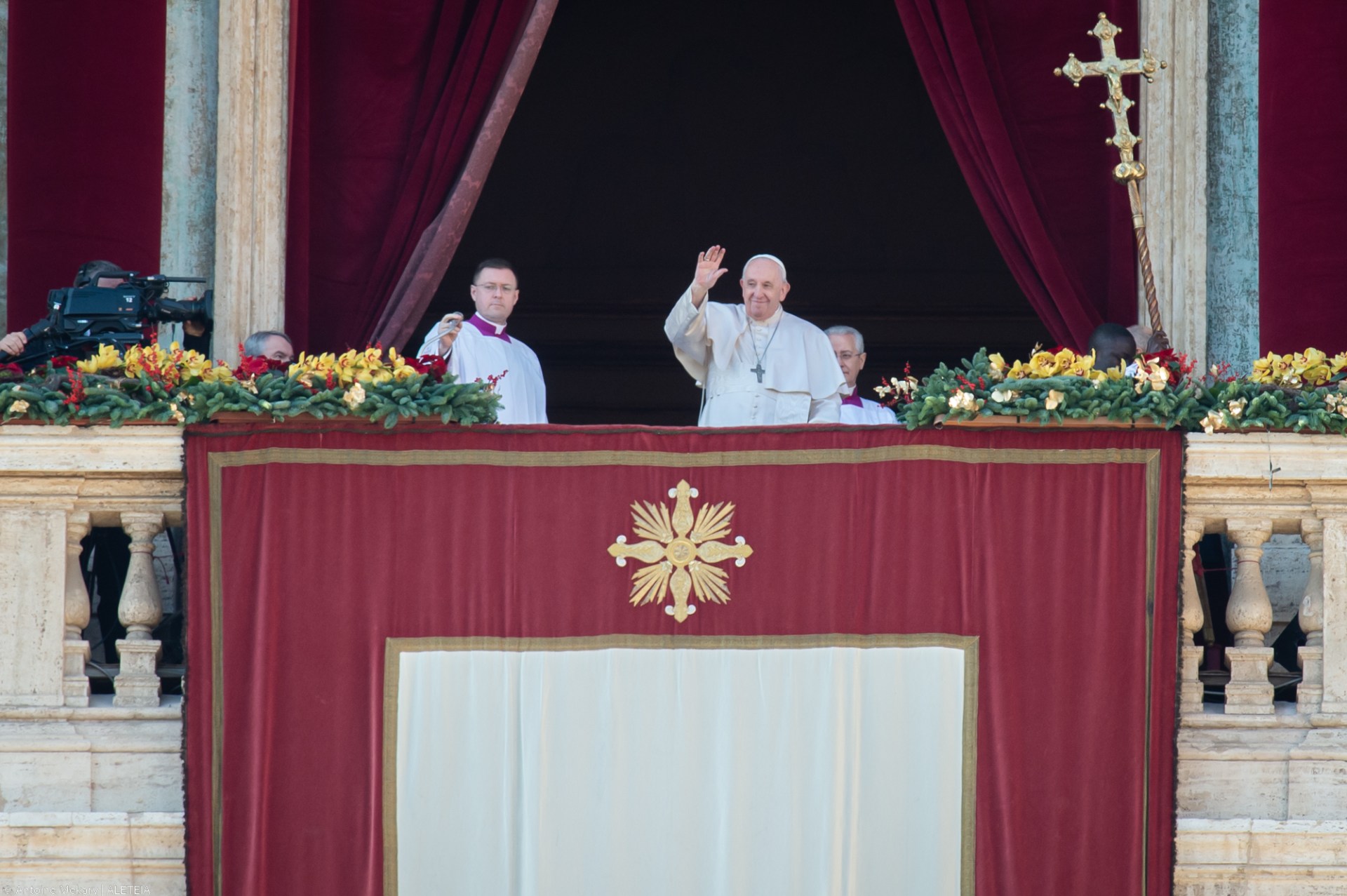 Let us hear the first faint cries of the Prince of Peace: Pope at ...