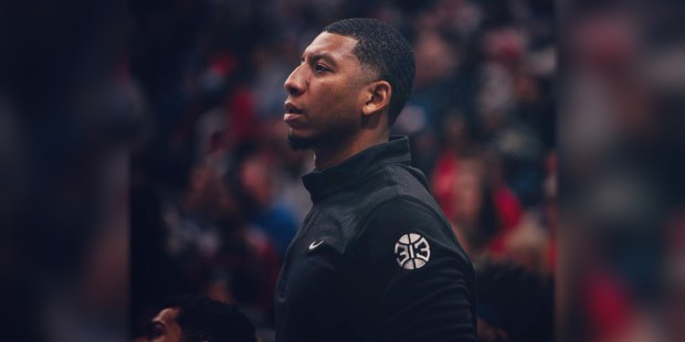 The inspiring story of a priest leading an NBA coach to the Catholic Church