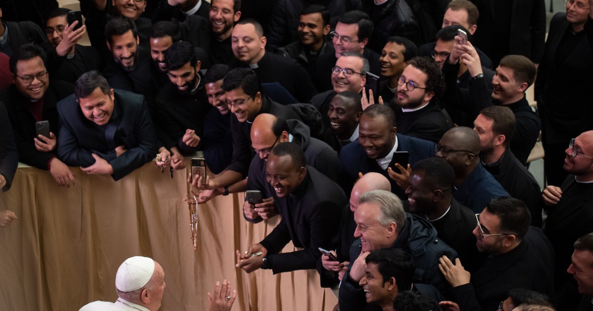 Pope: Adore Christ so he has these 6 roles in your life