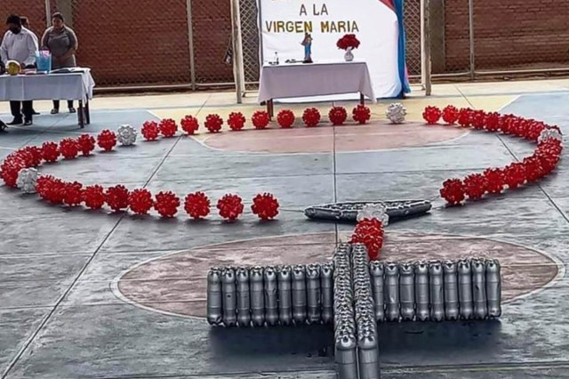 Look at this! Giant rosary made with 1,000 disposable bottles