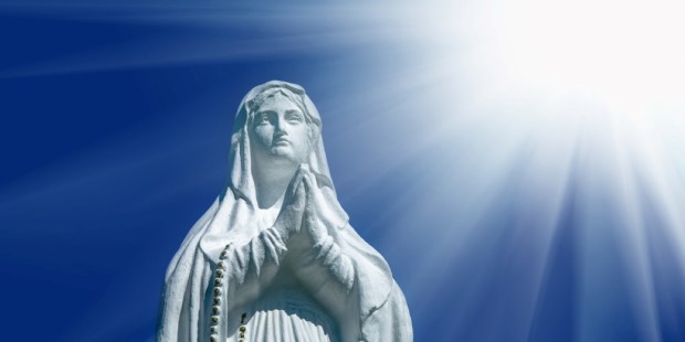 5 Important ways to emulate the Virgin Mary this May