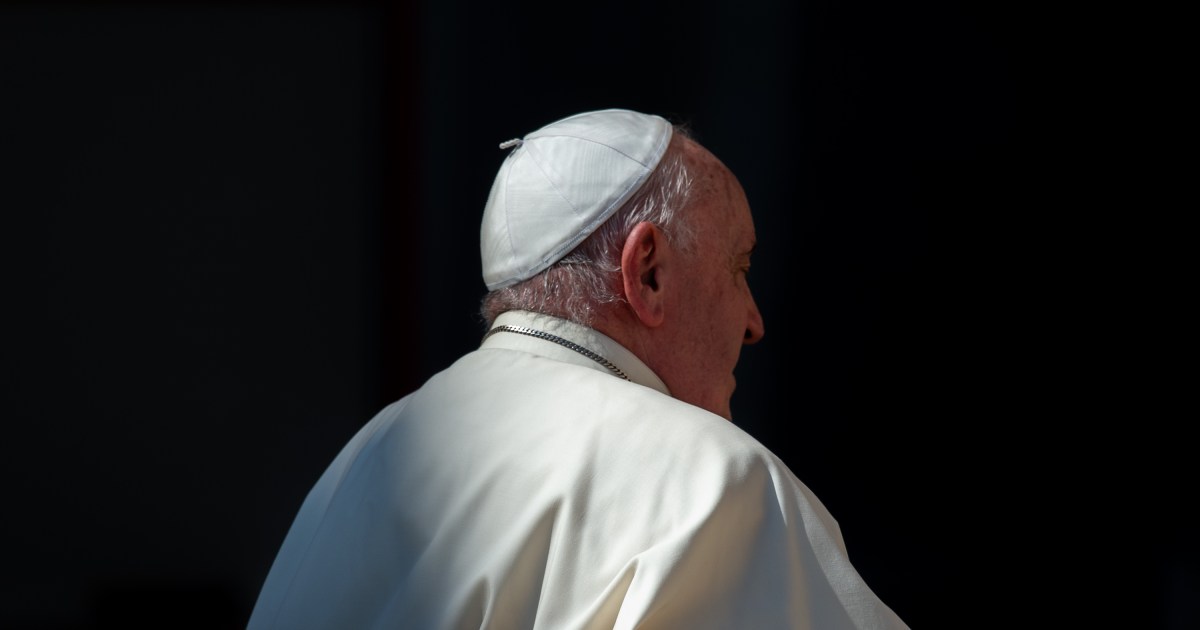 What is “pontifical secrecy?" Might it apply to the Synod?