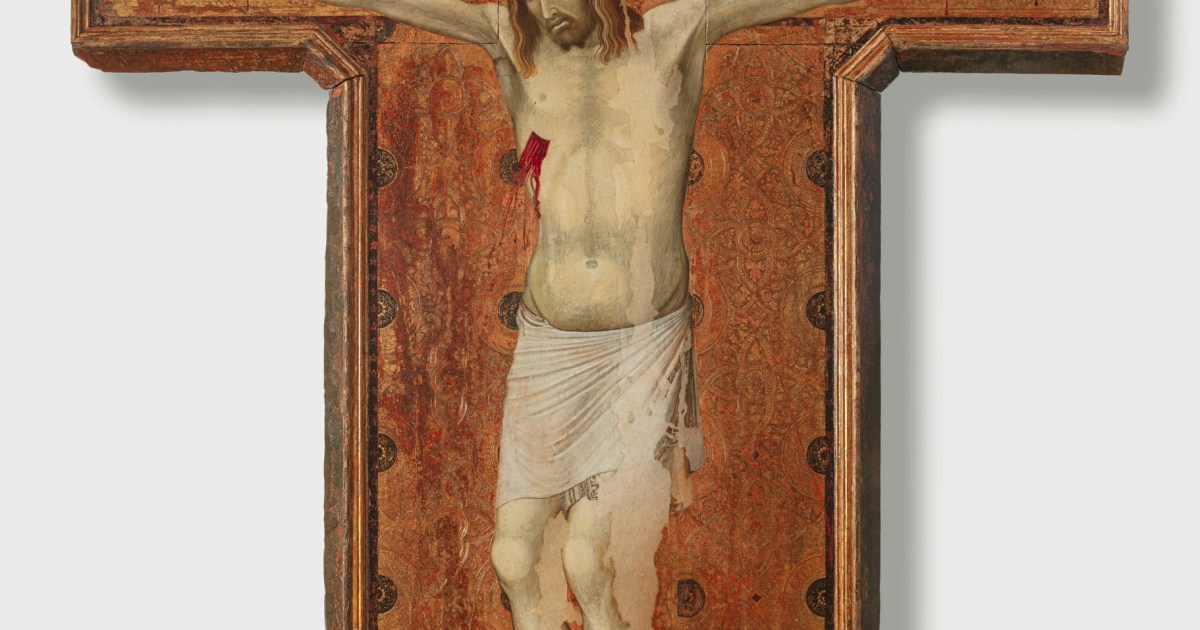 How experts restored a 14th-century wooden crucifix