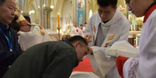 In Shanghai, 83 baptisms on the Solemnity of Christ the King