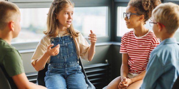 6 Ways to encourage active listening in children