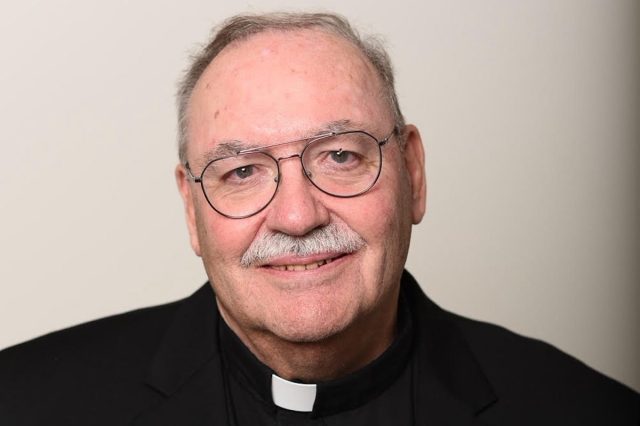 Hero priest dies following battle with 9/11-related cancer