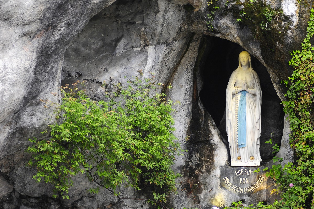 Our Lady of Lourdes and the duty to be a light in the world