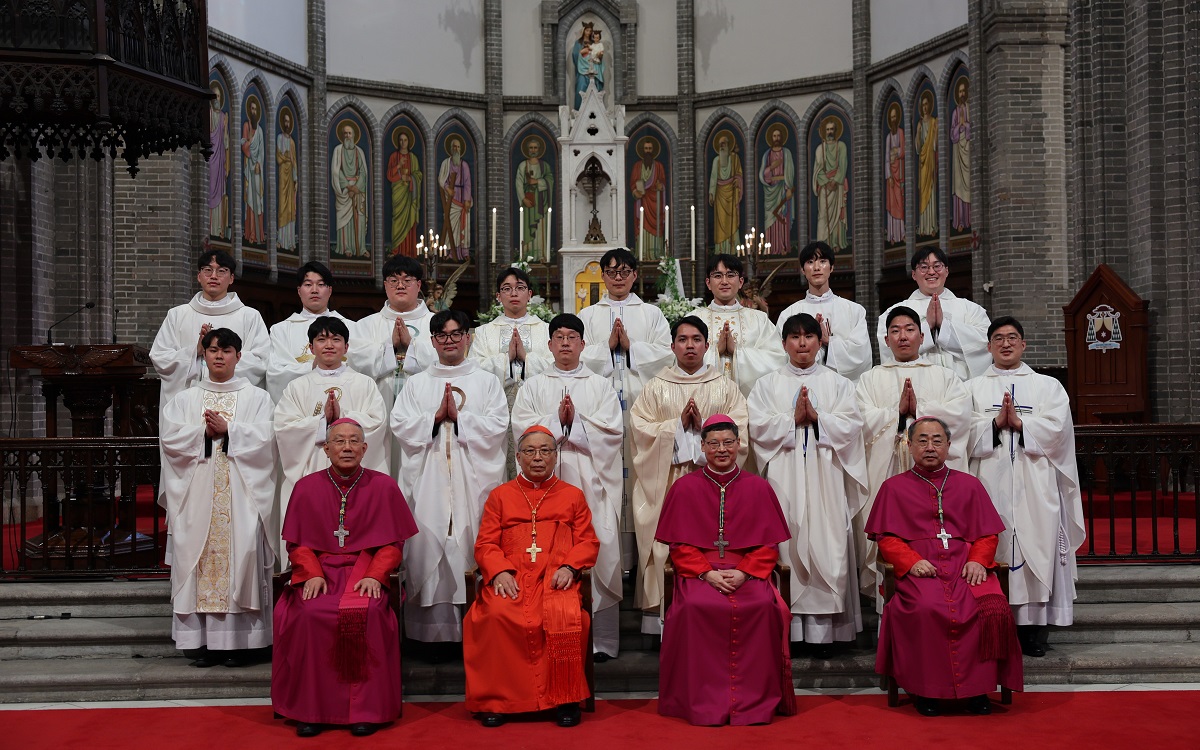 What priest shortage? Seoul Archdiocese ordains 41 to clergy