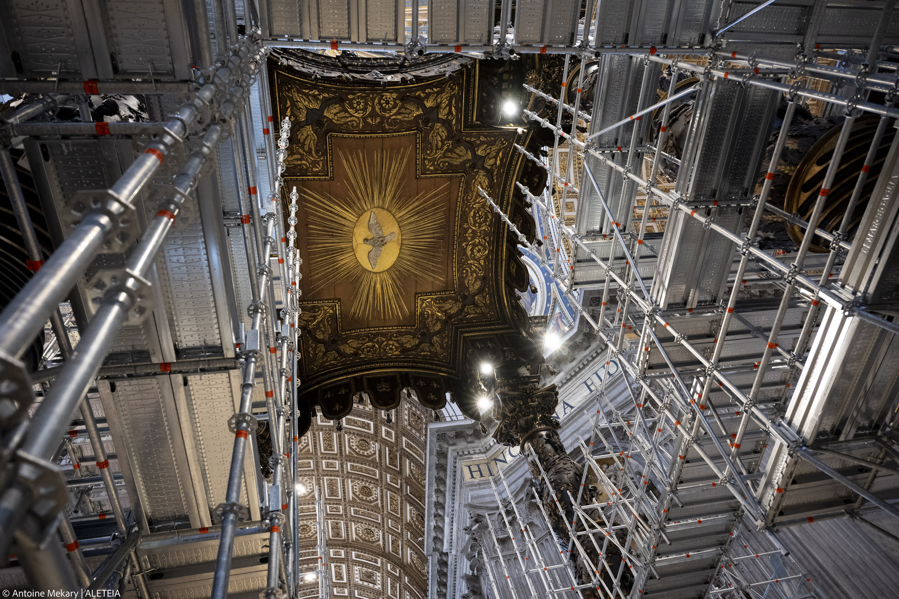 A momentous unveiling: Bernini’s baldacchino restored