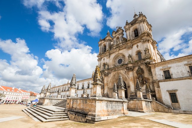 The Alcobaça monastery: The splendor of Cistercian austerity