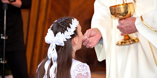 Simple ways to prep your kids for First Communion