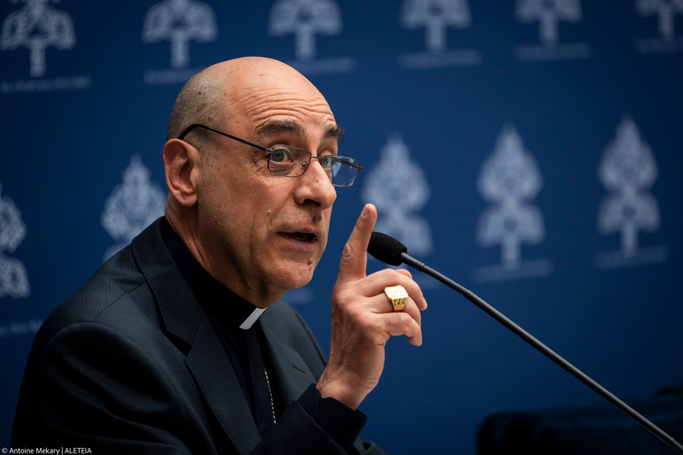 What does Vatican’s new declaration on human dignity say?