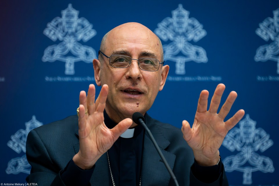 What does Vatican’s new declaration on human dignity say?