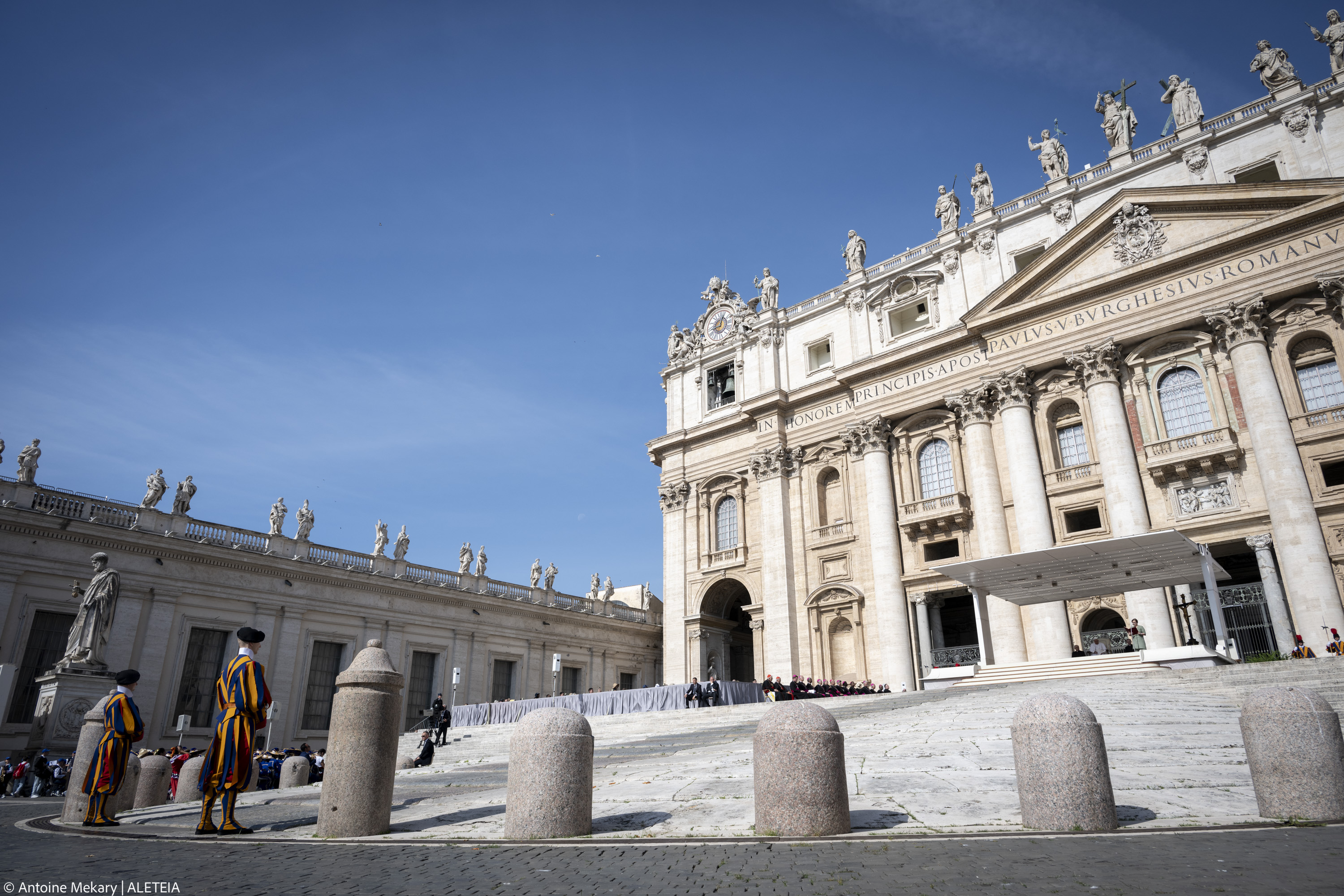 Pope Leo XIV prays for victims of shipwreck off Yemen