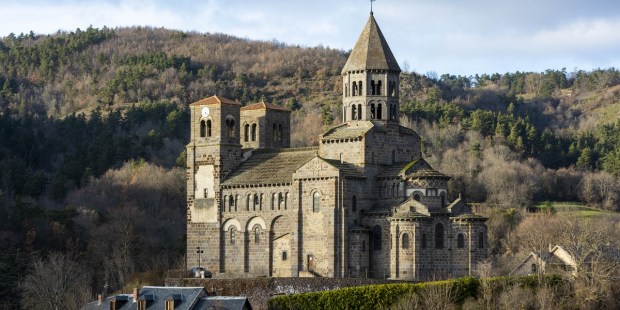 Rural French churches renovate thanks to Notre Dame surplus