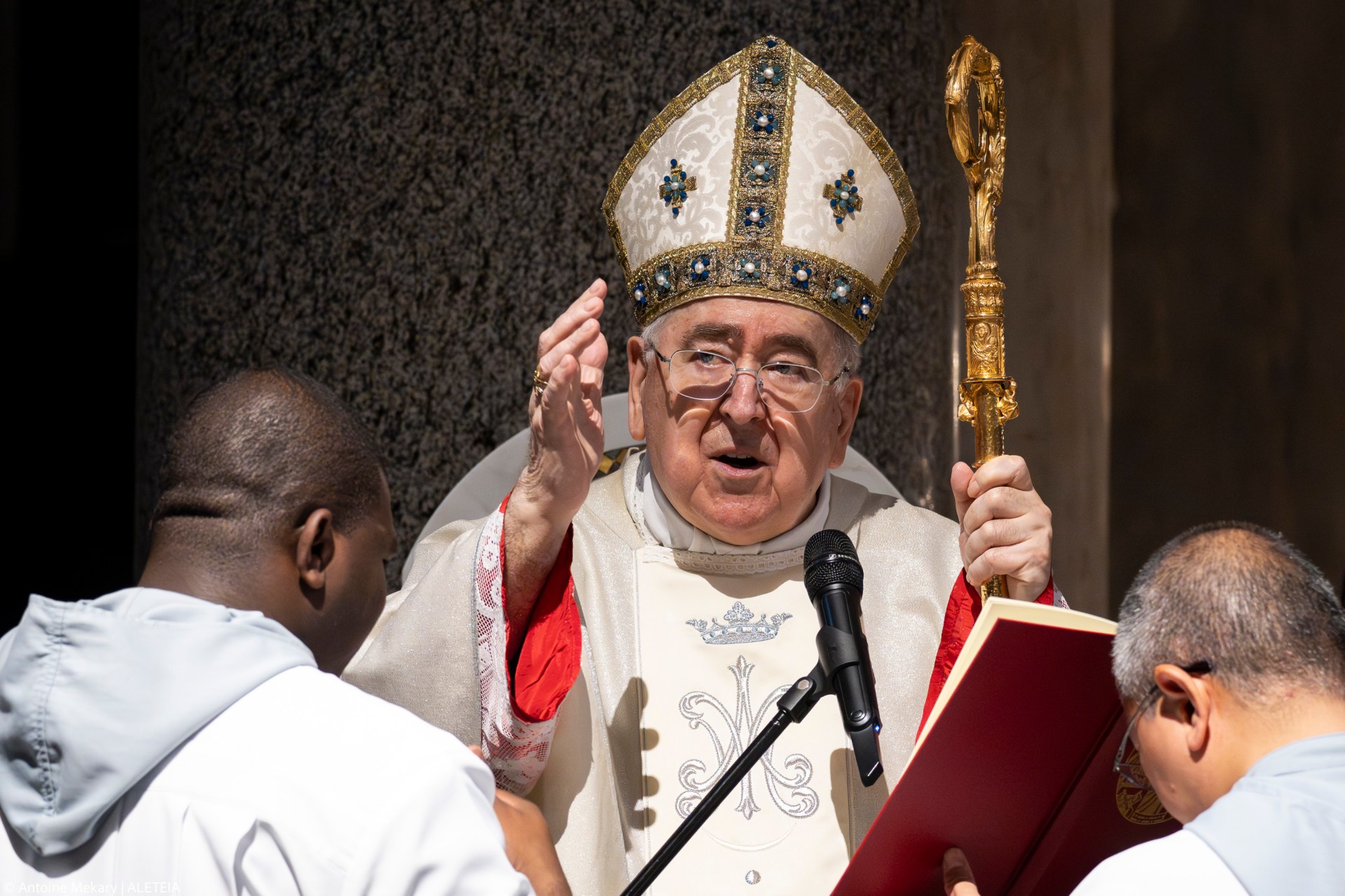 (Slideshow) 80th anniversary of Mary saving Rome