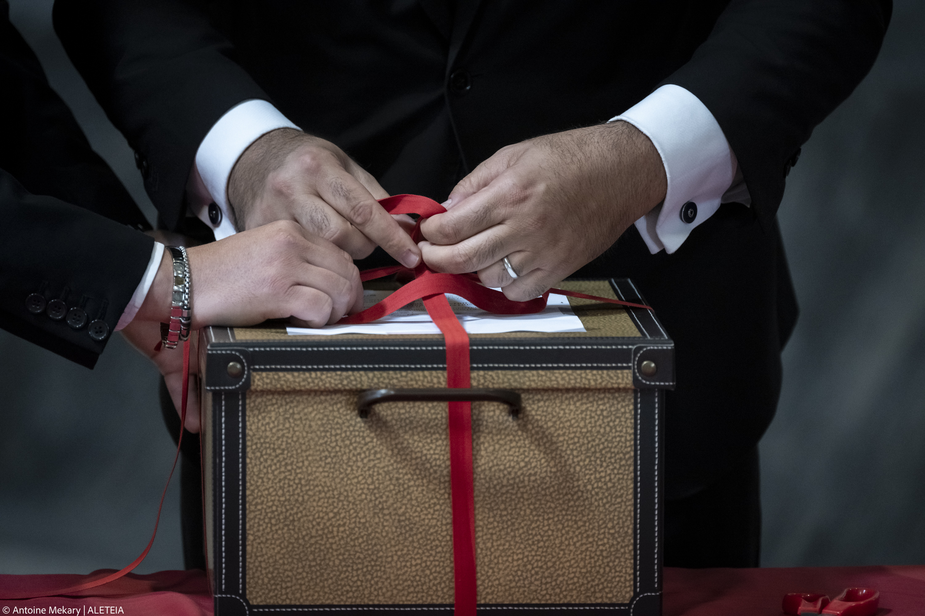 Chiara Corbella, heroic mom, takes step toward sainthood (Photos)