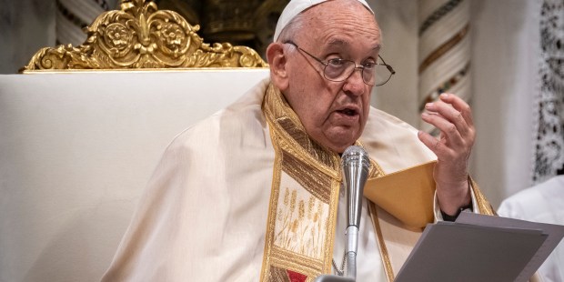 Pope on a dinner conversation as way to live Eucharistically
