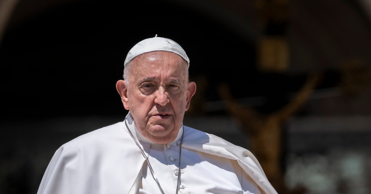 At G7, Pope Francis will meet privately with President Biden