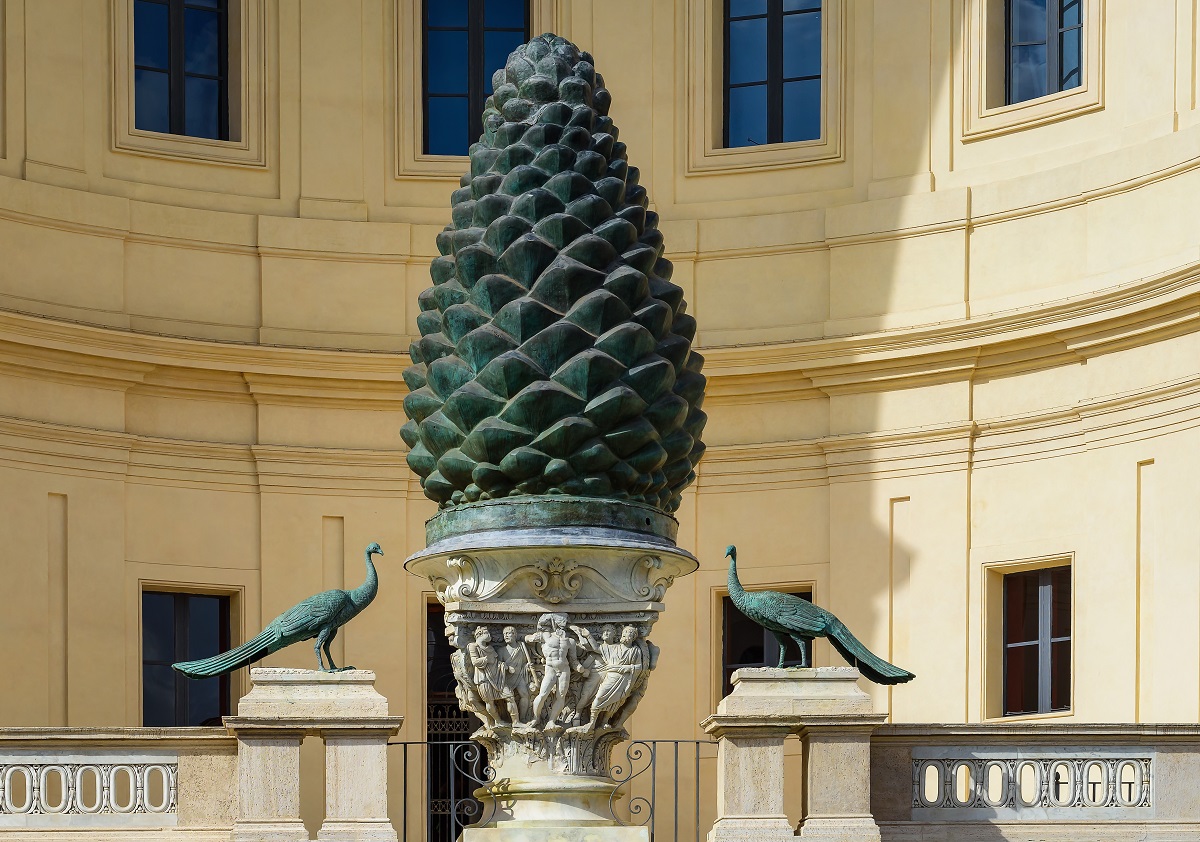 The story behind the Vatican's 13-foot pine sculpture
