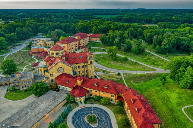 New Catholic skilled-trades college comes to Midwest