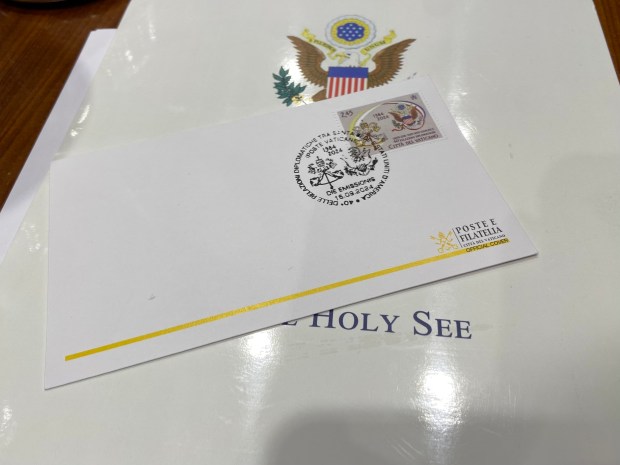 Holy See and USA highlight commitment to human rights, democracy