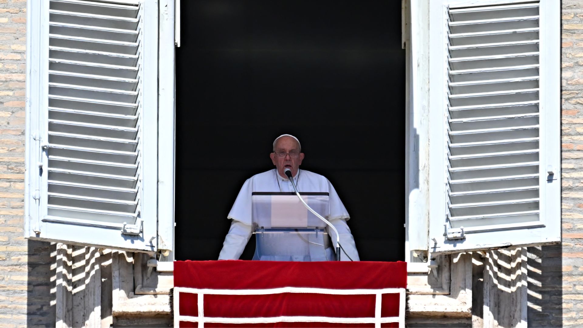 Pope Francis receives Israel's new ambassador to Holy See