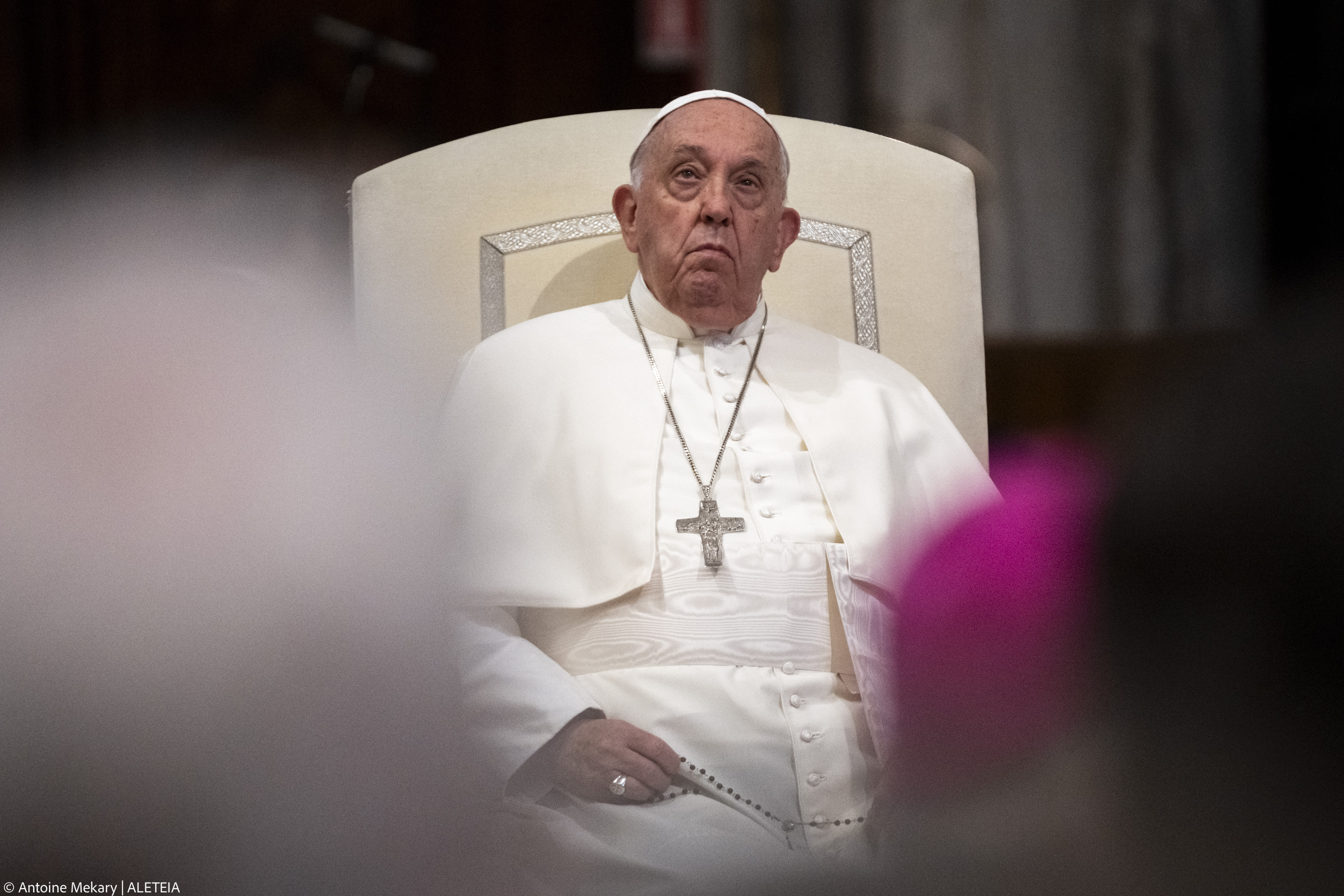 Pope joins cardinal's call for October 7 prayer, fast