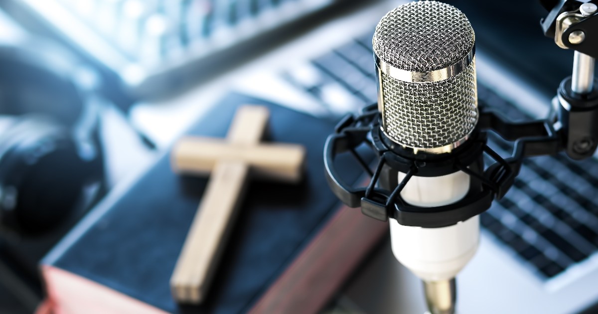 12 Wise and wonderful podcasts hosted by Catholic priests