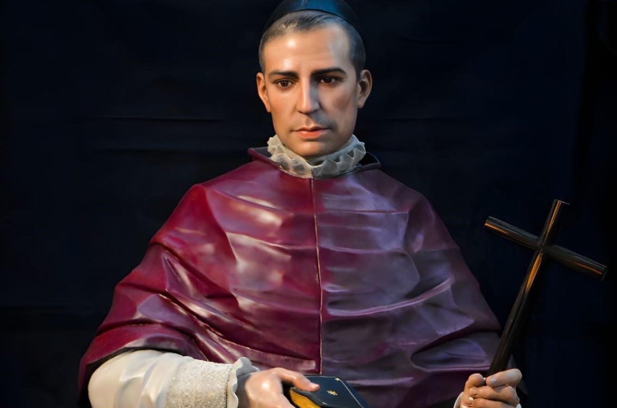 The story of Fr. Torres Padilla, “the Santero of Seville”