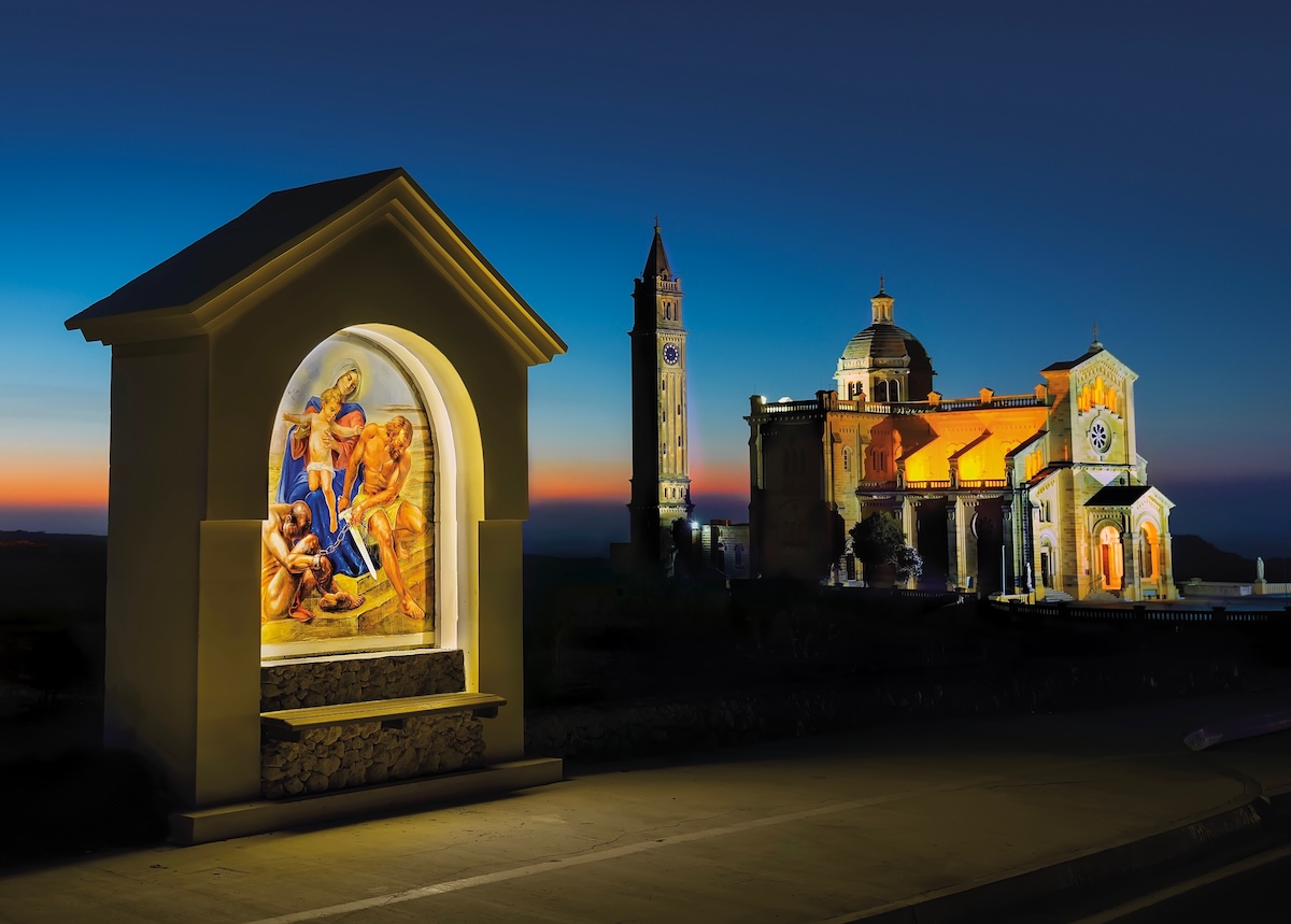 When Mary visited island of Gozo - and miraculous oil flowed