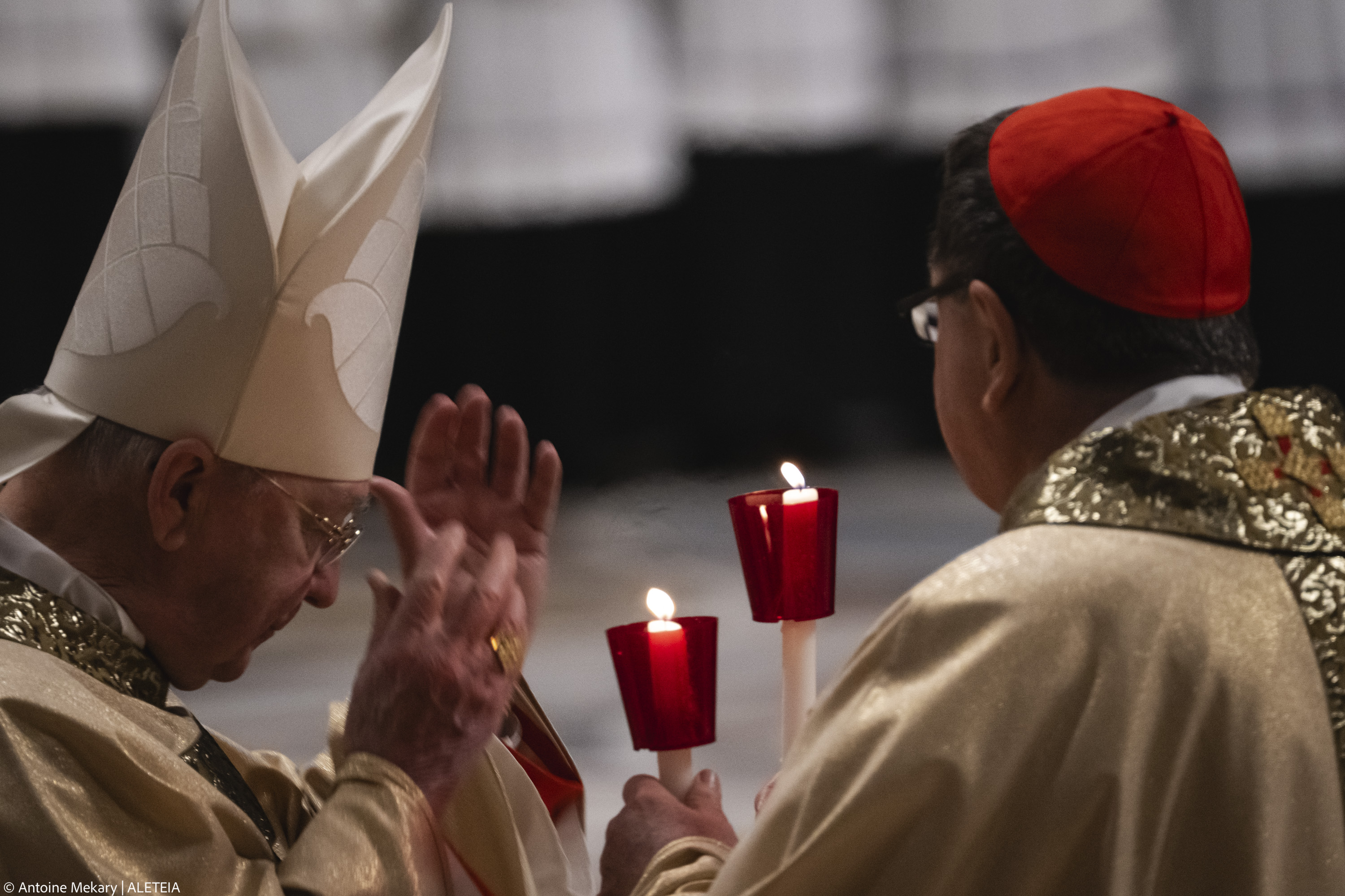Pope's 2025 Easter Vigil homily (full text and photos)