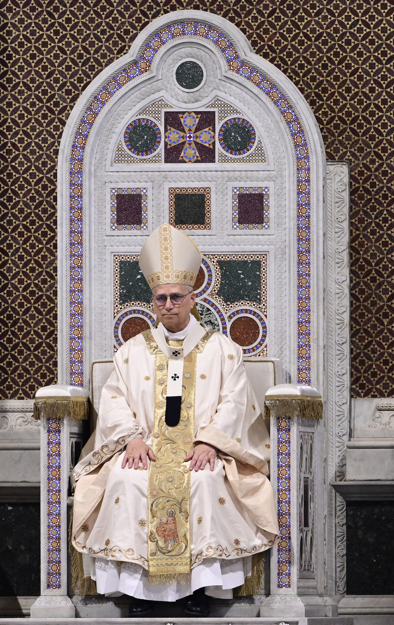 Pope Leo takes possession of cathedral as Bishop of Rome