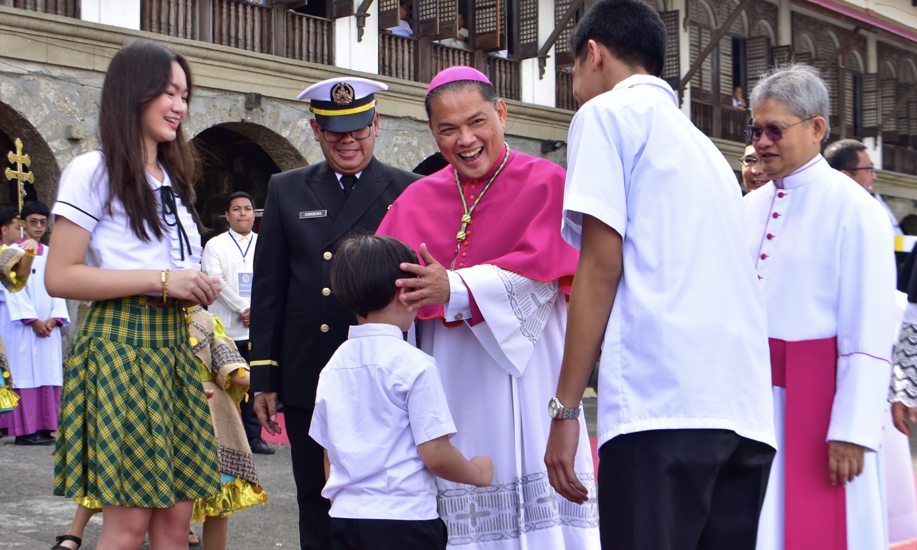Manila's Pope Day nudges Filipinos to see power of prayer