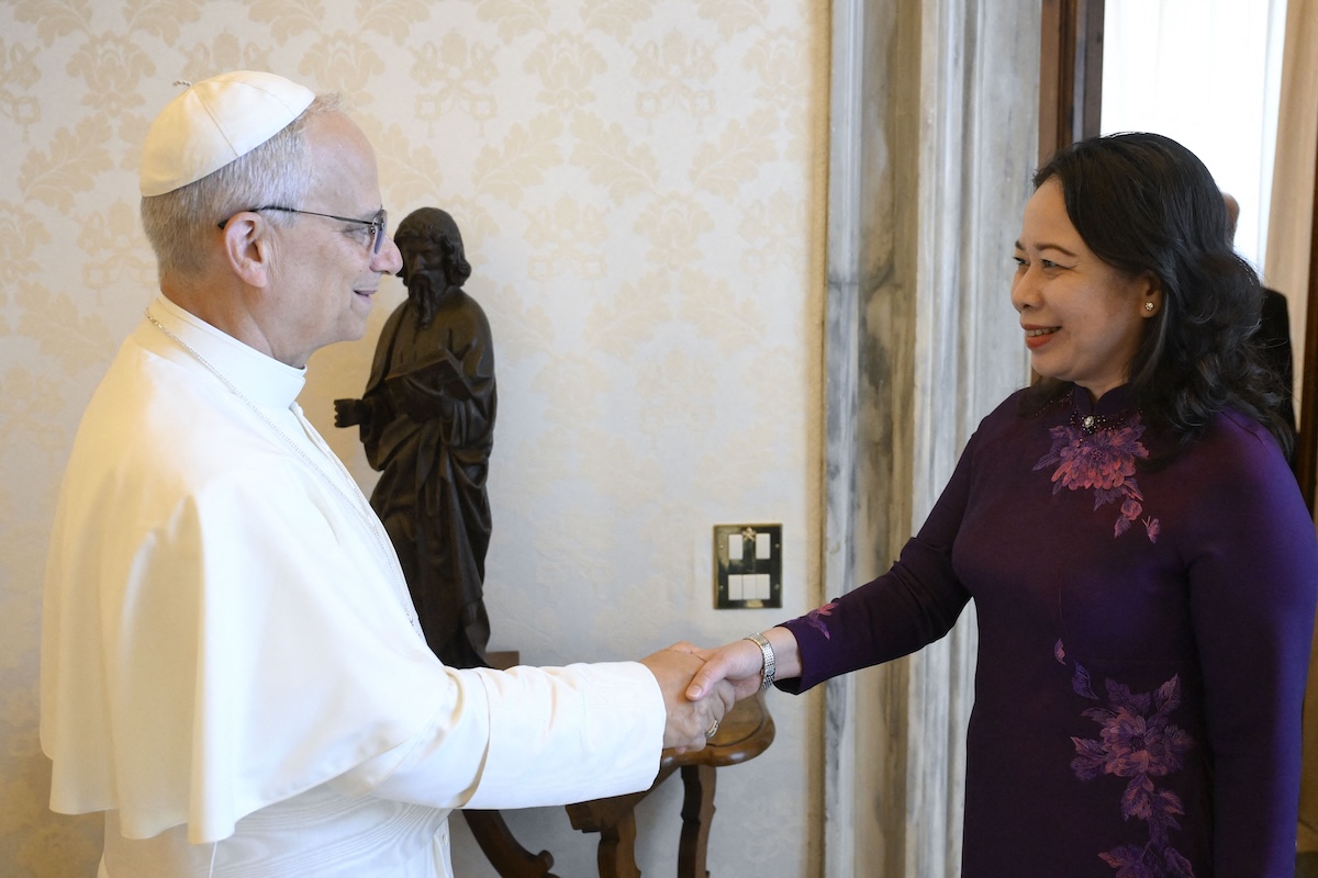 Pope honors late Vietnamese cardinal, served in difficulties