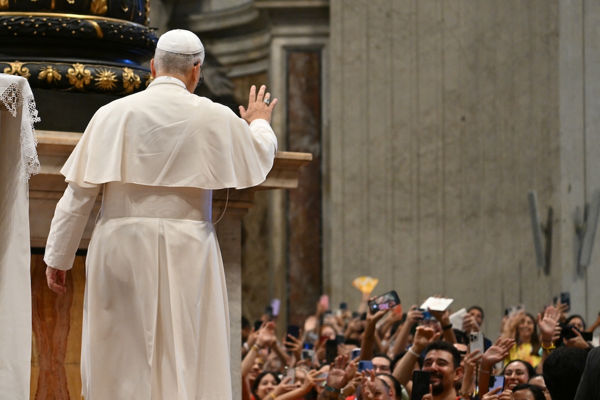 Pope Leo: AI has utility, but don't let it do your homework