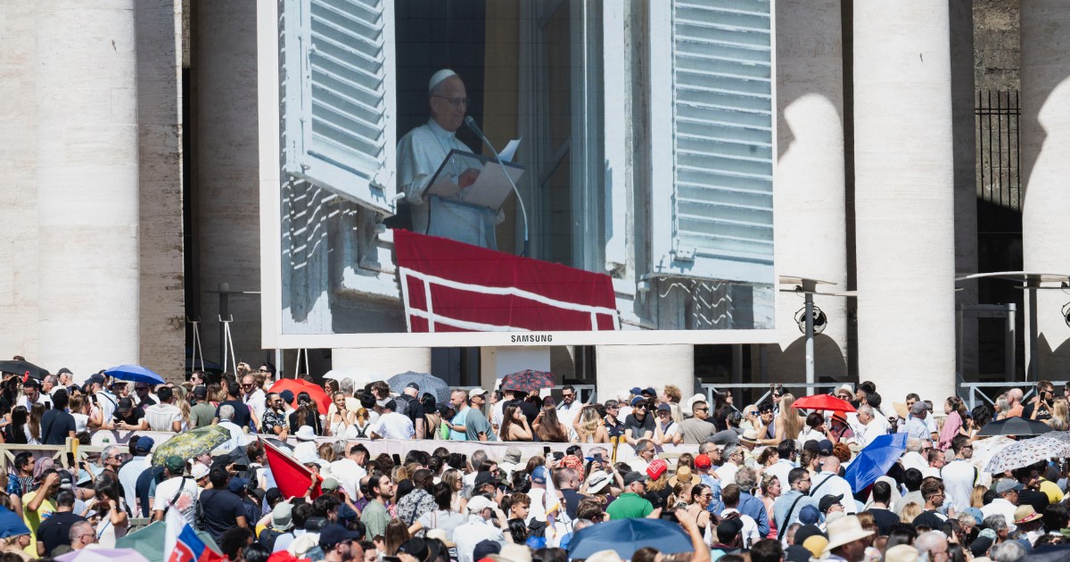 Pope on school shooting: 'Pandemic' of weapons infects world