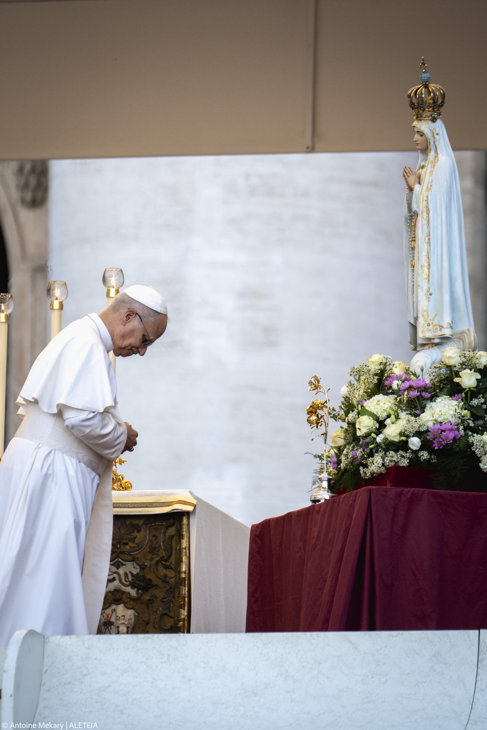 From JPII to Leo: How popes gather the globe to confront war