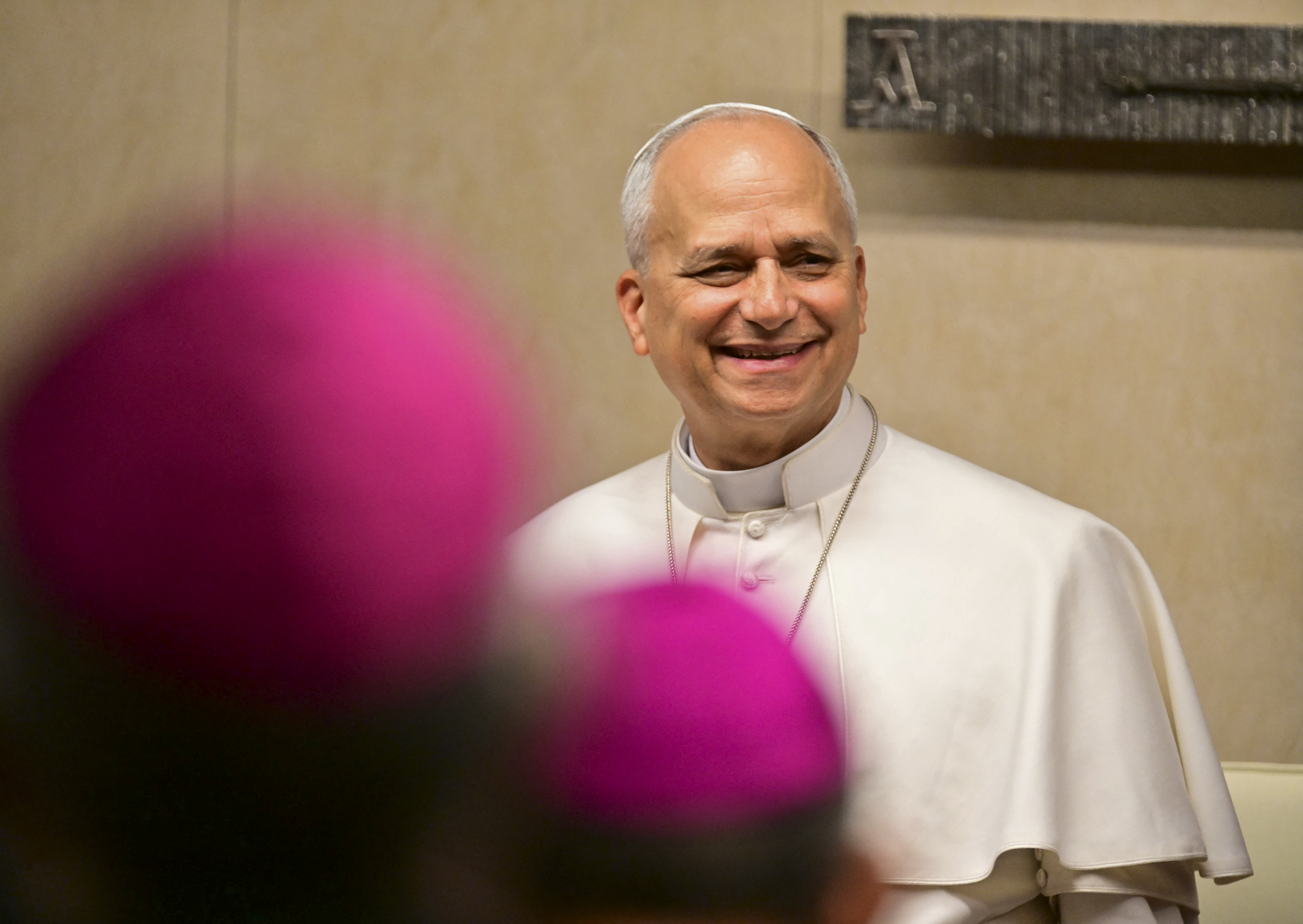 Pope Leo XIV laughs as AI “forgets” he is the pontiff